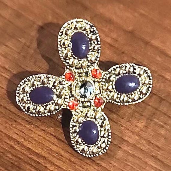 Vintage Oval Cross Shaped Victorian Style Brooch Pin - Gem