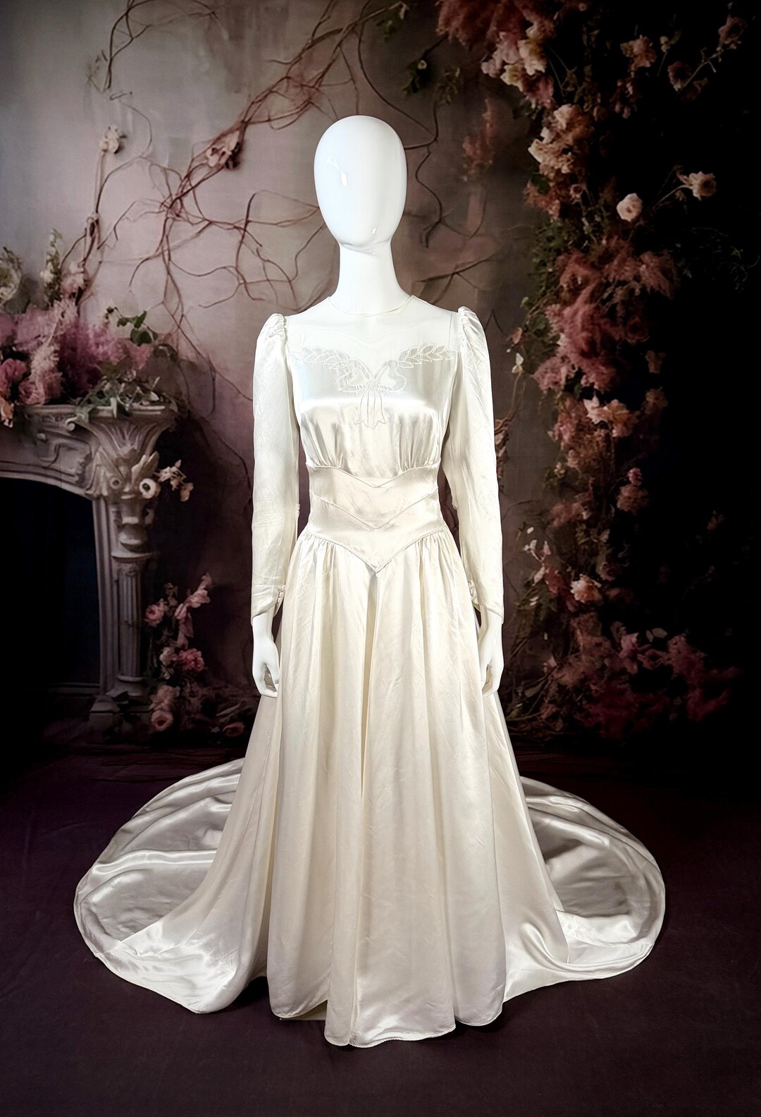 1940s Liquid Satin “bow” Bias-cut Wedding Dress W/chapel Train Size 10/ ...