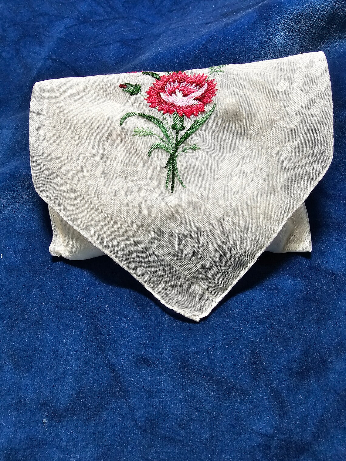 Lavender Sachets Made With Vintage Handkerchiefs Size Medium - Etsy