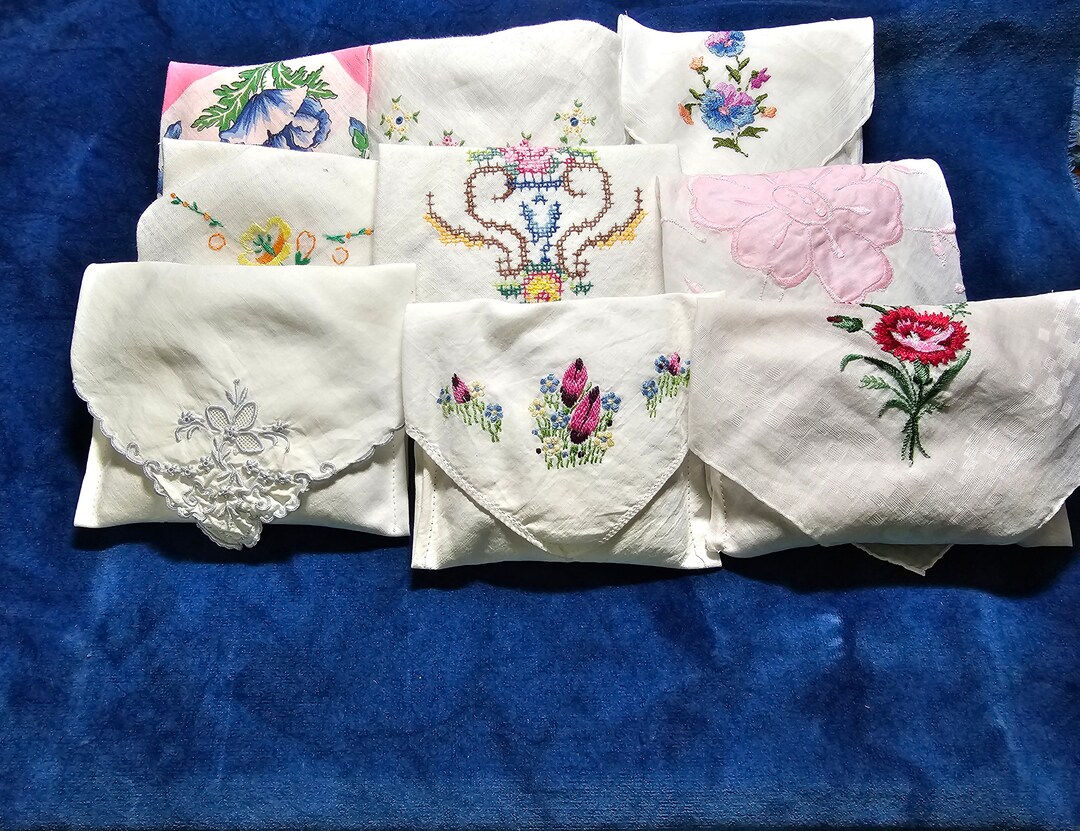 Lavender Sachets Made With Vintage Handkerchiefs Size Medium - Etsy