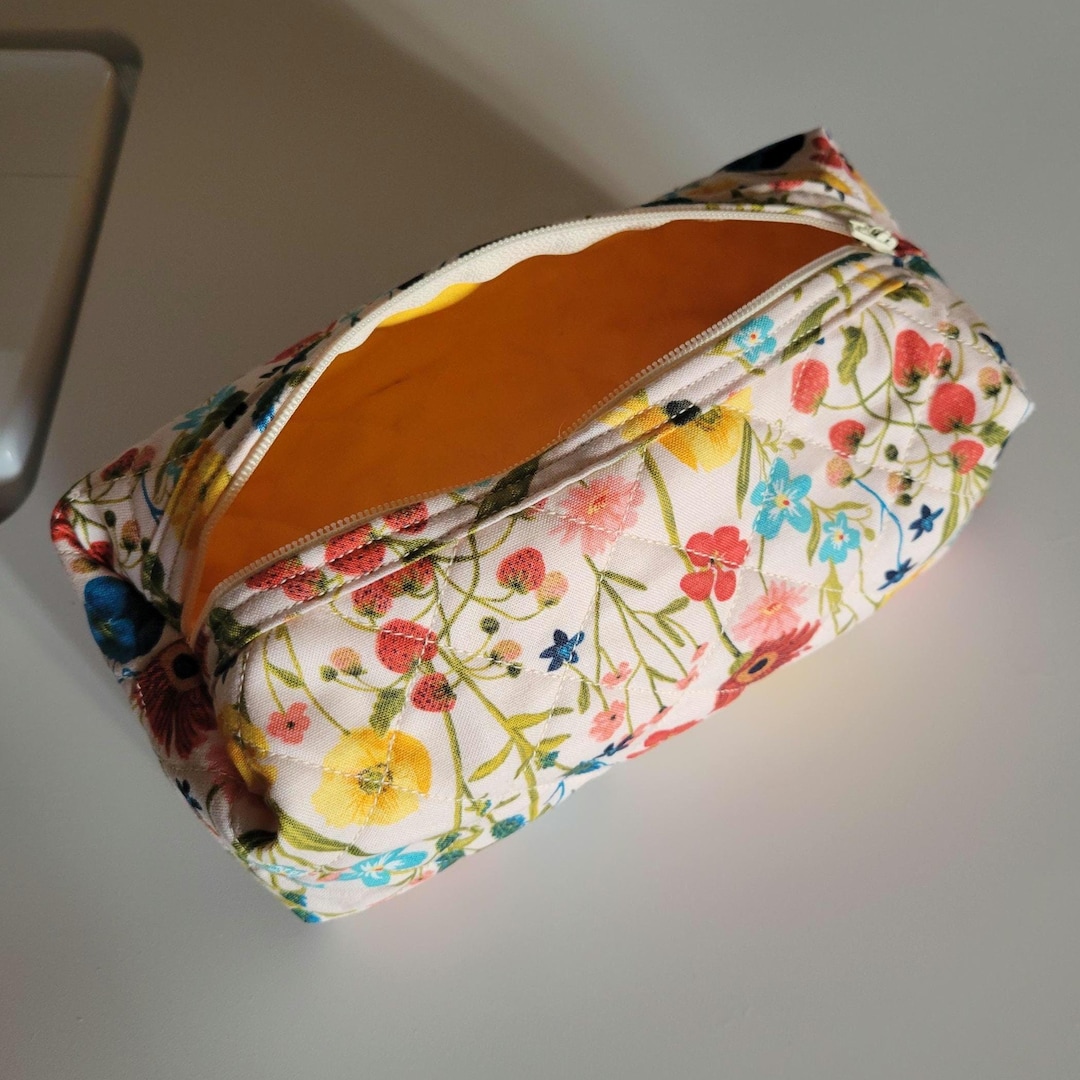 Quilted Travel Bag - Etsy