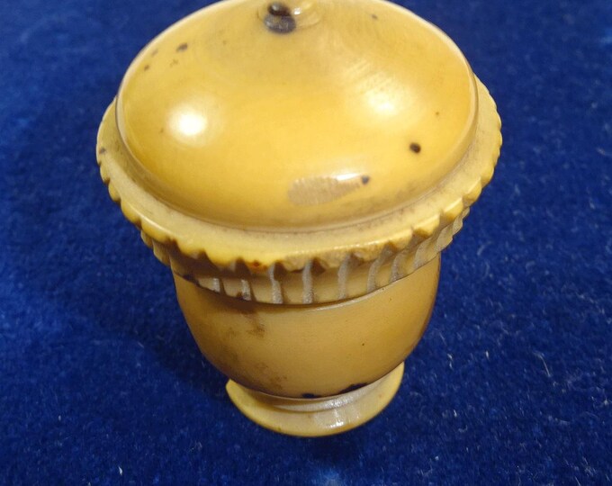 Antique Vegetable Ivory Thimble Box a/f With Gilt Metal Thimble ref ...