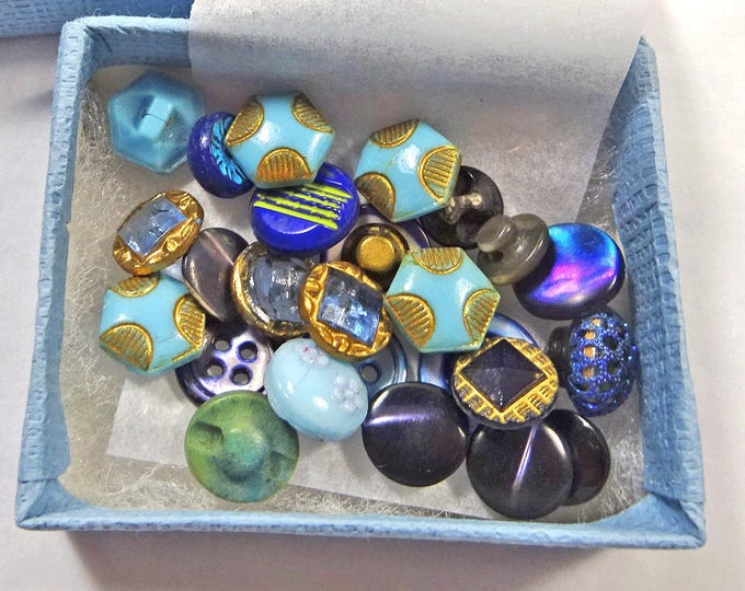 Mini Box of Vintage/antique Small Buttons, Mostly Blue, Glass, Pearl ...