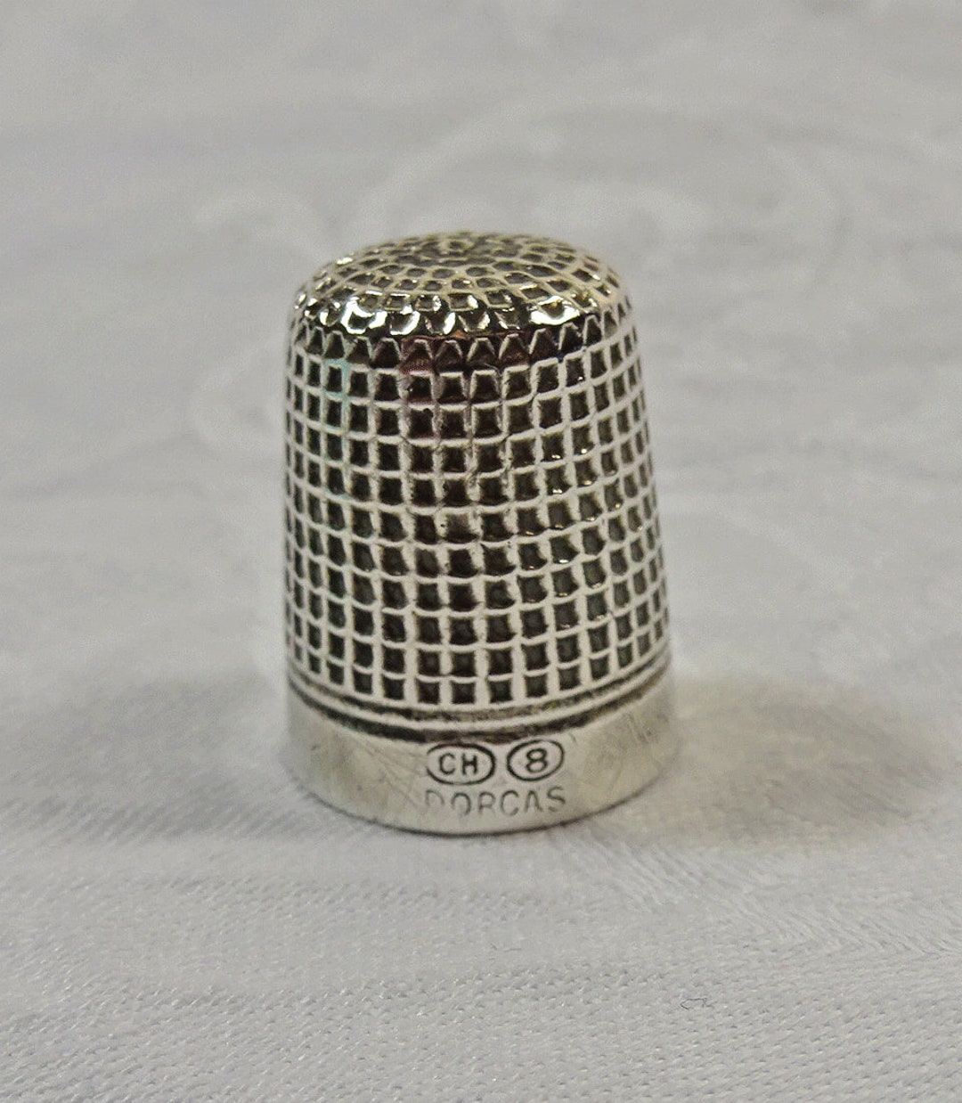Dorcas Steel Cored Silver Thimble, Size 8 Antique/vintage Needlework ...