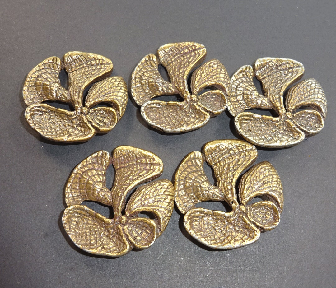 Set of 5 Vintage Large Metal Coat Buttons Stylised Flower - Etsy