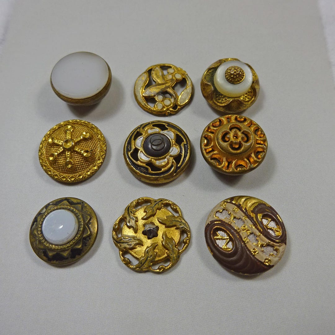 Collection of Small Vintage/antique Buttons White and Gold Glass, Metal ...