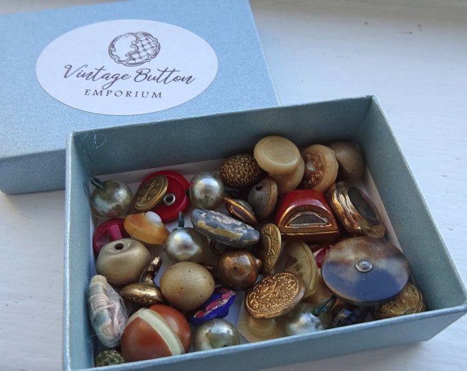 Mini Box of Vintage/antique Small Buttons, Gold and Red (ref SEB707) - Etsy
