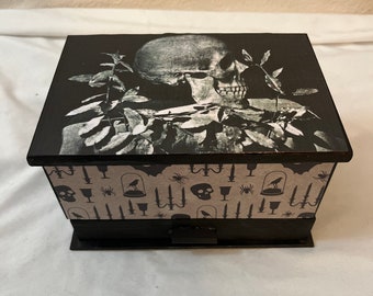 Gothic Skull Jewelry Box - Etsy