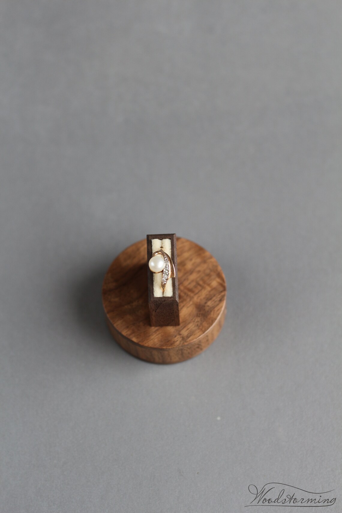 Slim Round Engagement Ring Box Tiny Pocket Size Proposal Box - Etsy