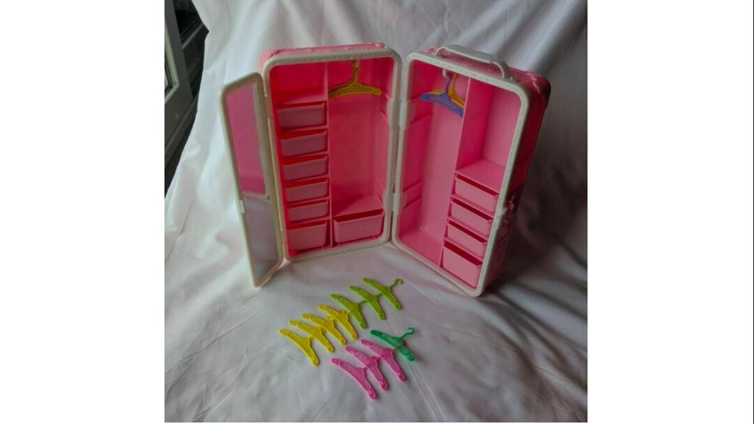 1990 Barbie Trunk Wardrobe W/ Hangers 90s Mattel Closet Dresser ...
