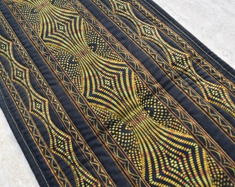 Spanish Table Runner - Etsy