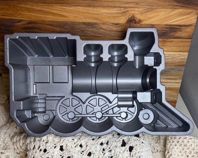 Vintage Nordicware Locomotive Train Cake Pan. 0/0 - Etsy