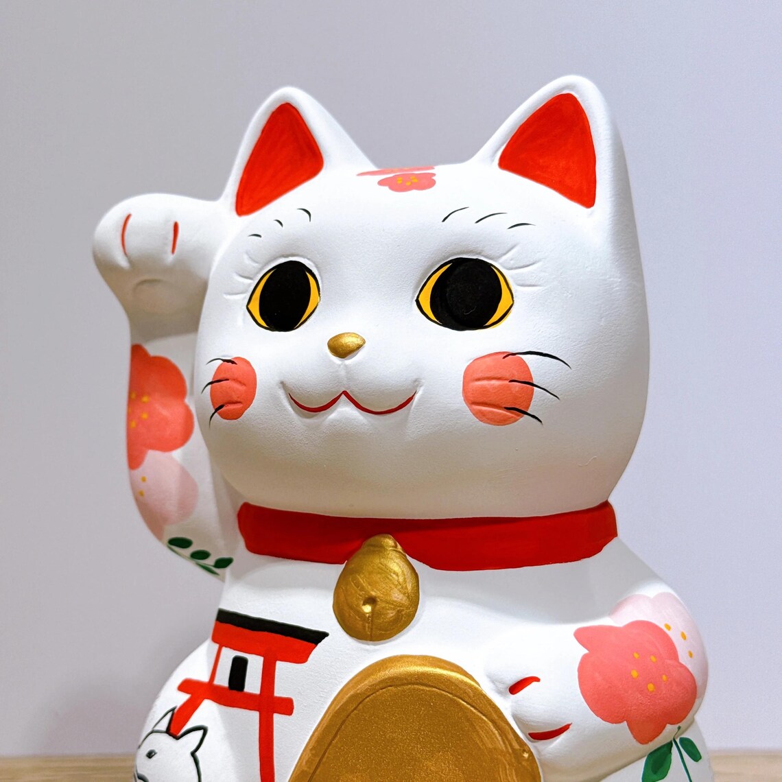 Japanese Yanakado Maneki Neko | Torii Gate White Fox: Japanese Lucky ...