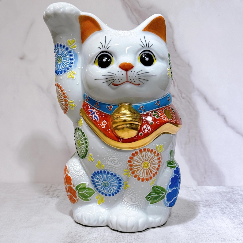 Kutani-yaki Maneki Neko: Japanese Lucky Cat Hakusheng No. 8 - Etsy