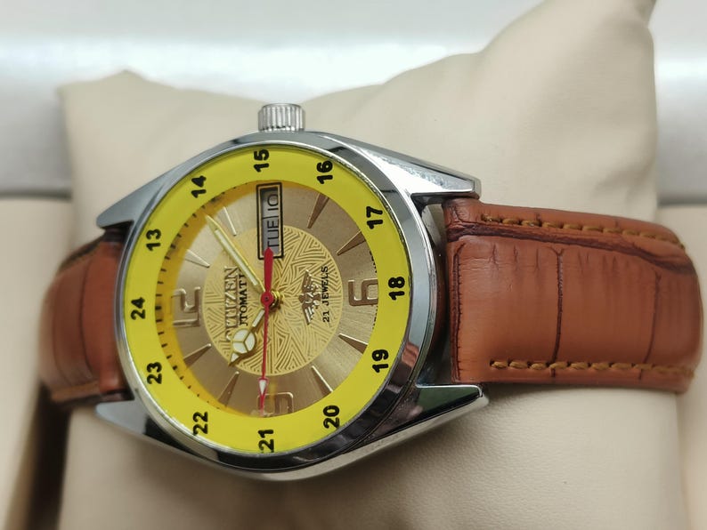 Vintage Citizen Automatic Watch Yellow Colour Dial Day-date Window ...