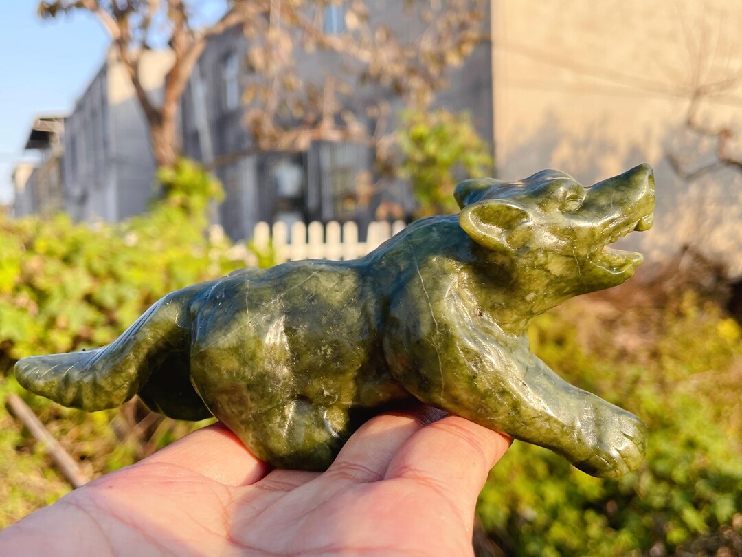 Hand Carved Green Jade Wolf Skull: Crystal Home Decor Gift (2.3'') - Etsy
