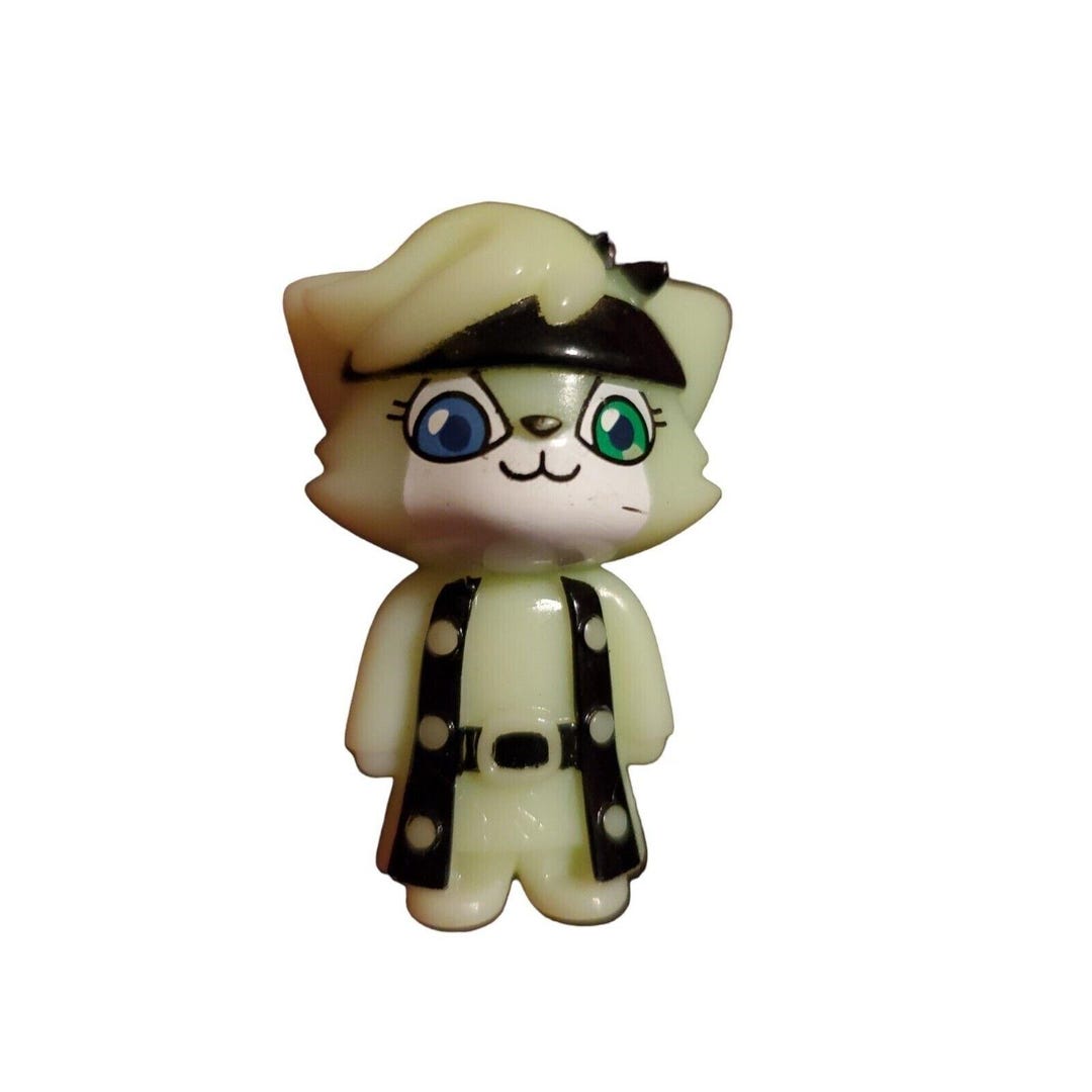 Bonkers Toys Ryan's World Glow-in-the-dark Treasure Pirate Figure 2 ...