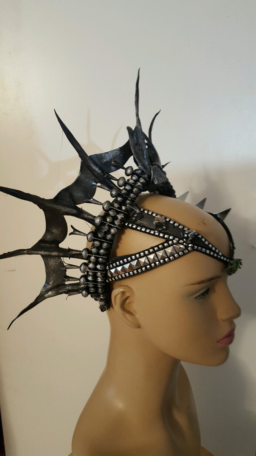 Evil Webbed Crown - Etsy