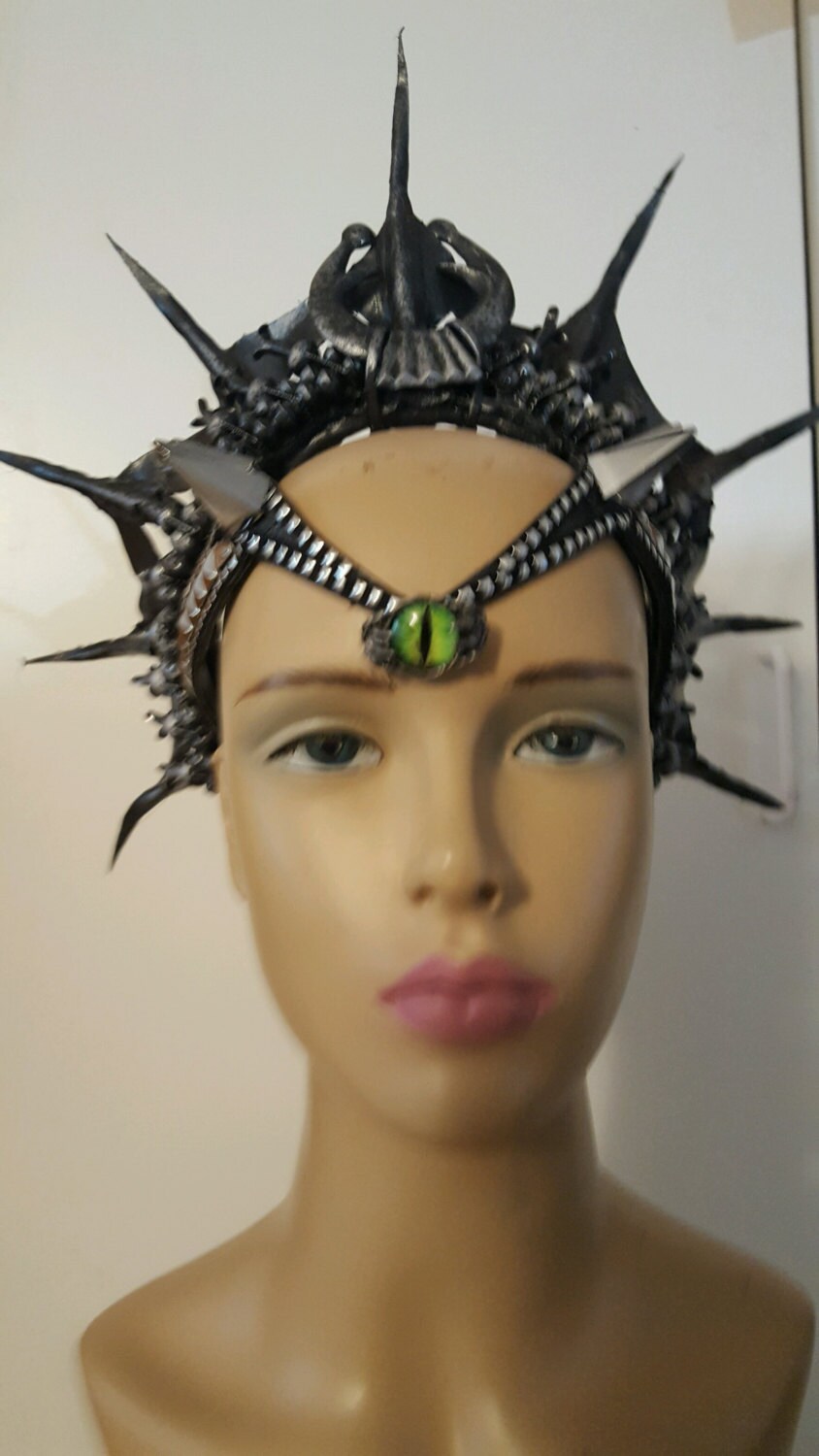 Evil Webbed Crown - Etsy