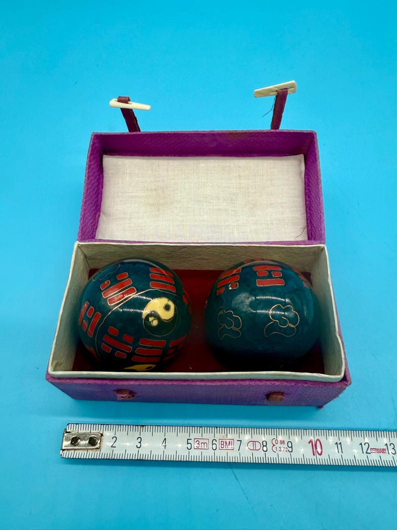 Chinese Baoding Balls With Yin Yang Symbolism – Vintage Meditation, Qi ...