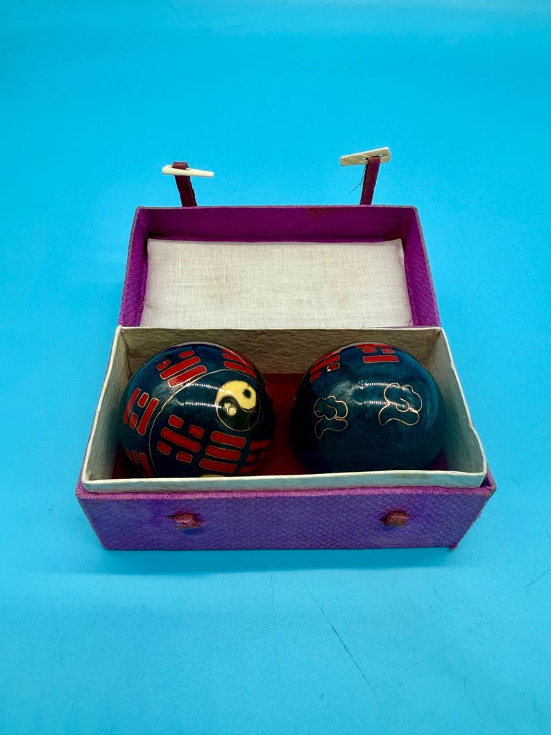 Chinese Baoding Balls With Yin Yang Symbolism – Vintage Meditation, Qi ...