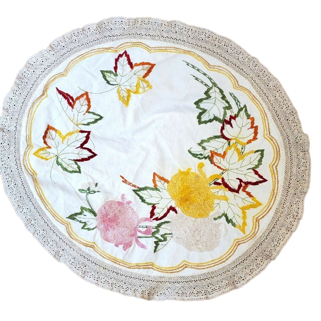 Vintage 26 Inch Round Linen Doily Table Embroidered Flowers Leaves Fall ...