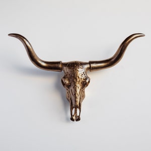 Faux Taxidermy Carved Texas Longhorn Skull Wall Mount - Wall Decor ...