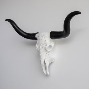 Faux Taxidermy Carved Texas Longhorn Skull Wall Mount - Wall Decor ...