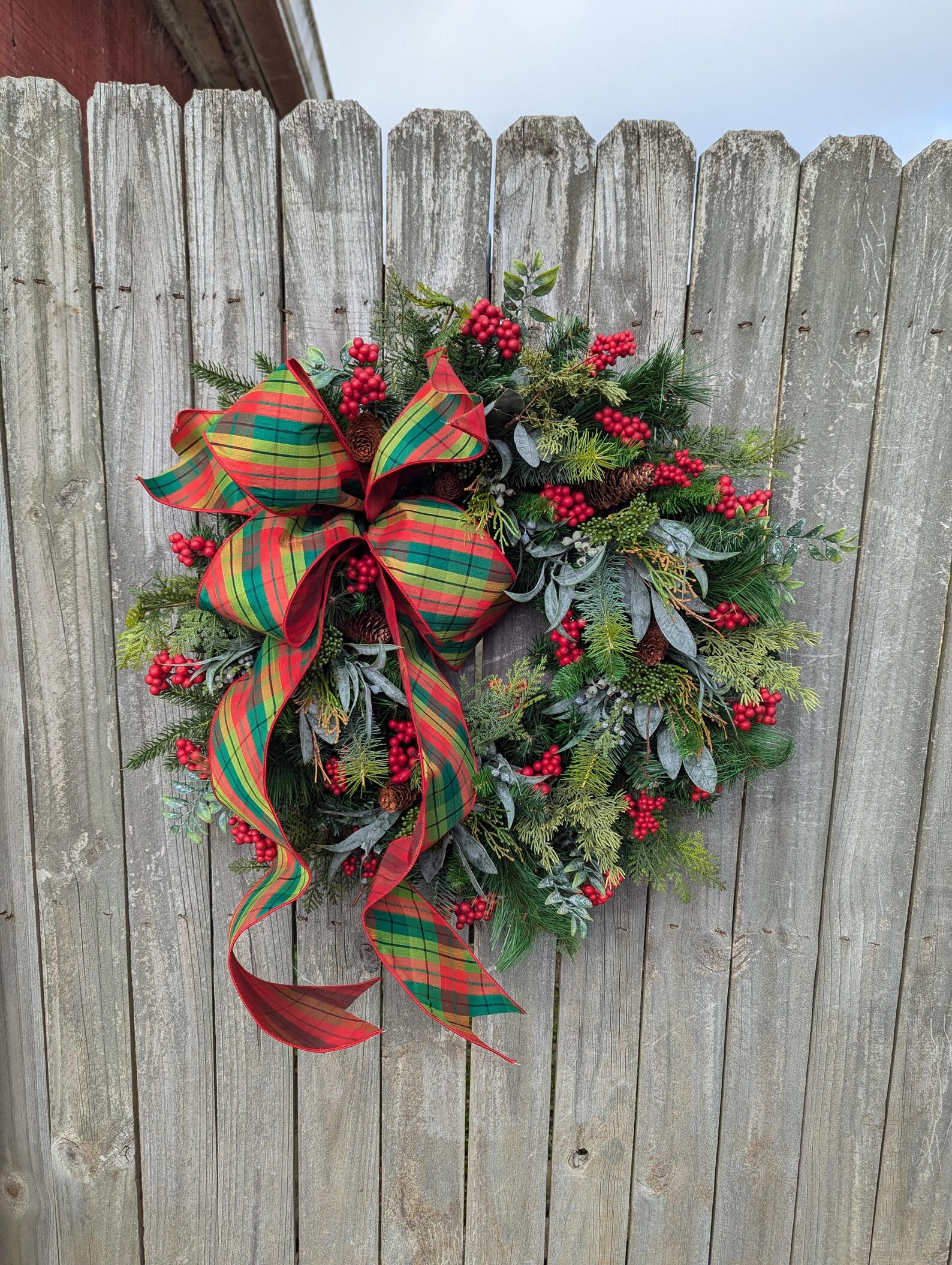 Christmas Wreaths, Modern Elegant Plaid Christmas Wreath, Realistic ...