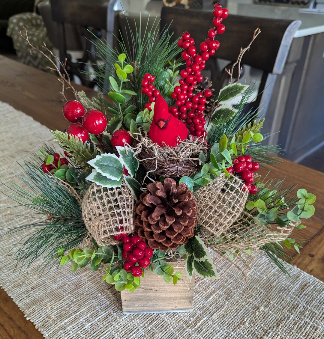 Christmas Arrangement, Small Cardinal Evergreen Crate, Red Bird ...