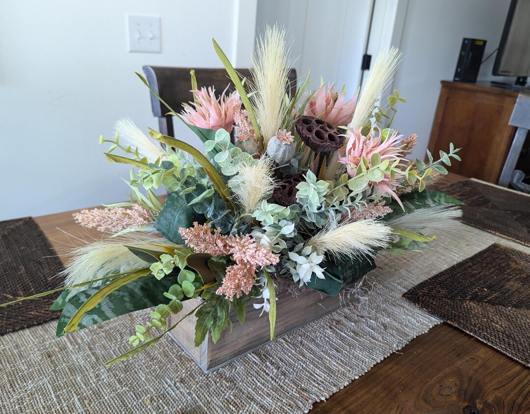 Centerpiece, Beach Crate Arrangement, Pampas Grass, Tropical ...