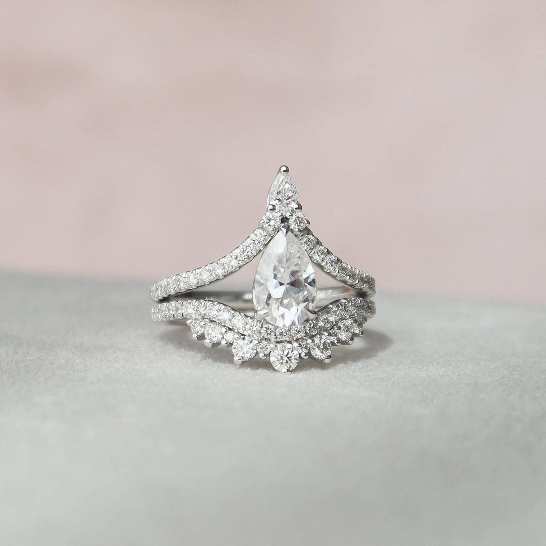 Pear Cut Moissanite Engagement Ring Set, V Shaped Solid Gold Wedding ...