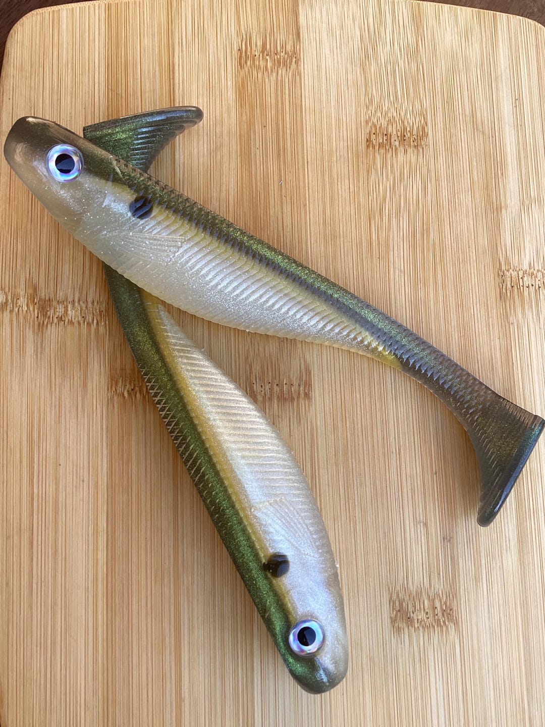 7.25” Swim Bait Soft Plastic, Pack of 2, Color: Thread Fin Shad-pearl ...