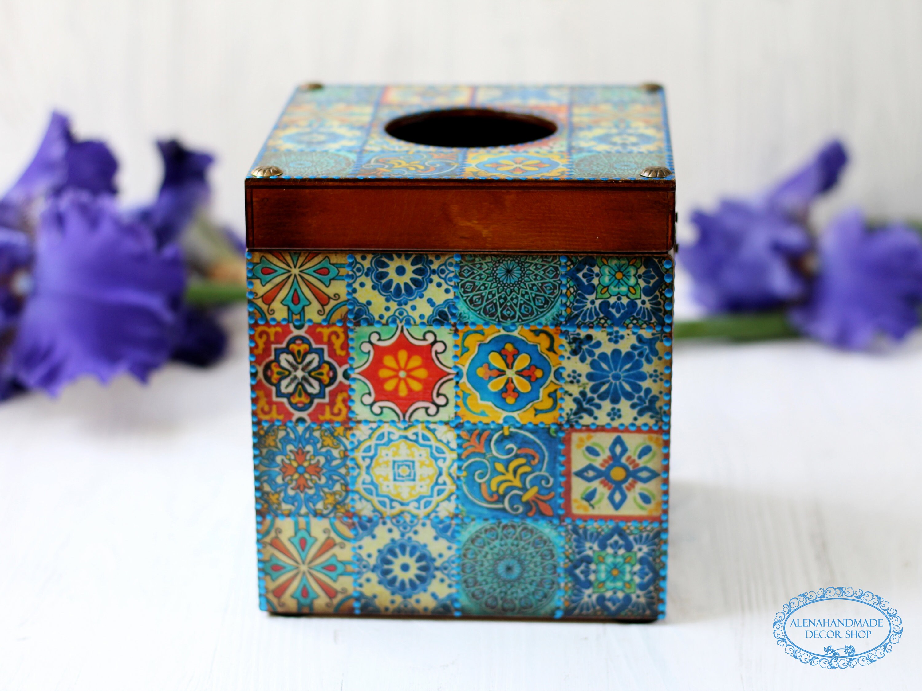 Tissue box Blue Rosa Tiles Style with bright blue dot | Etsy