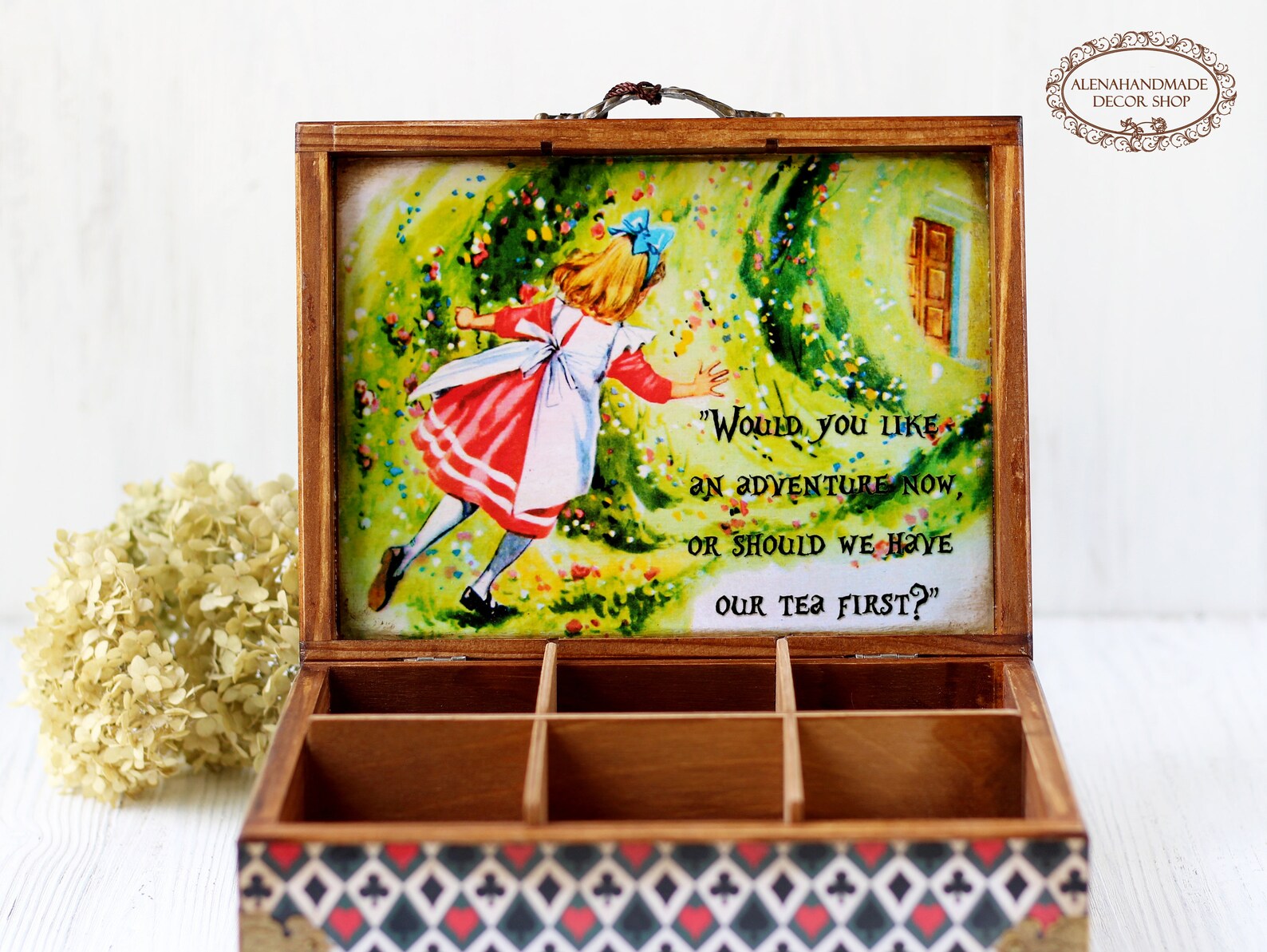 Alice's Adventures in Wonderland the White Rabbit Tea | Etsy