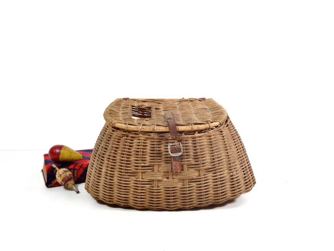 Vintage Fishing Creel, 1930s Wicker Fisherman's Basket, Antique Rustic ...