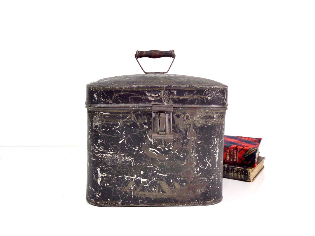 Vintage Metal Lock Box, 1800s Toleware Painted Metal Bank Lunch Box Tin ...
