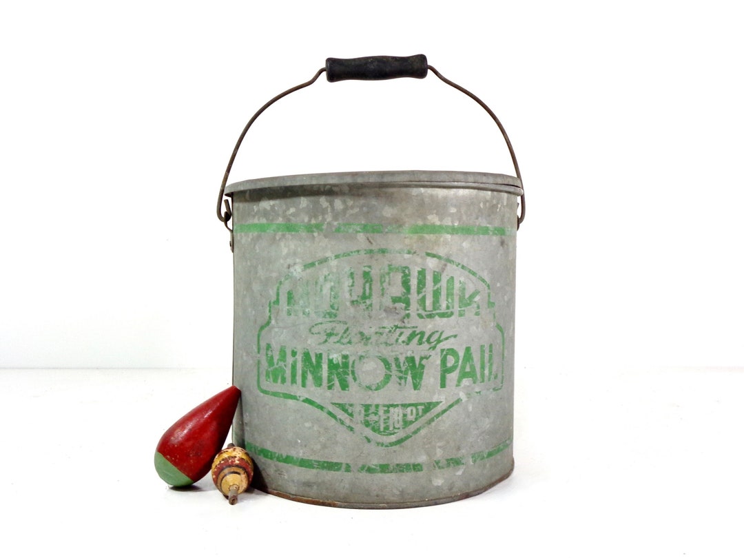 Vintage Minnow Bucket, 1950s Mohawk Metal Fishing Bait Bucket Pail, Mid ...