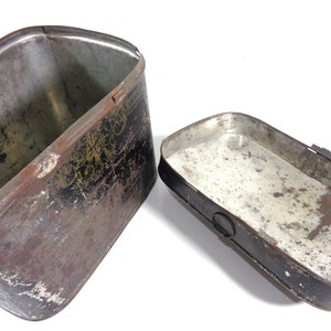 Vintage Metal Lock Box, 1800s Toleware Painted Metal Bank Lunch Box Tin ...