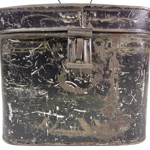 Vintage Metal Lock Box, 1800s Toleware Painted Metal Bank Lunch Box Tin ...