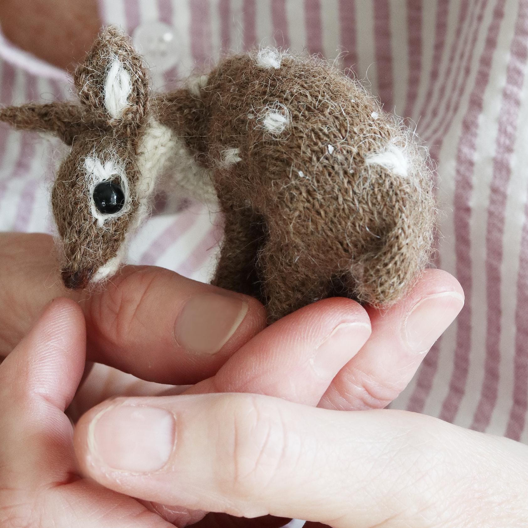 Tiny Fallow Deer - English Knitting Pattern - Etsy