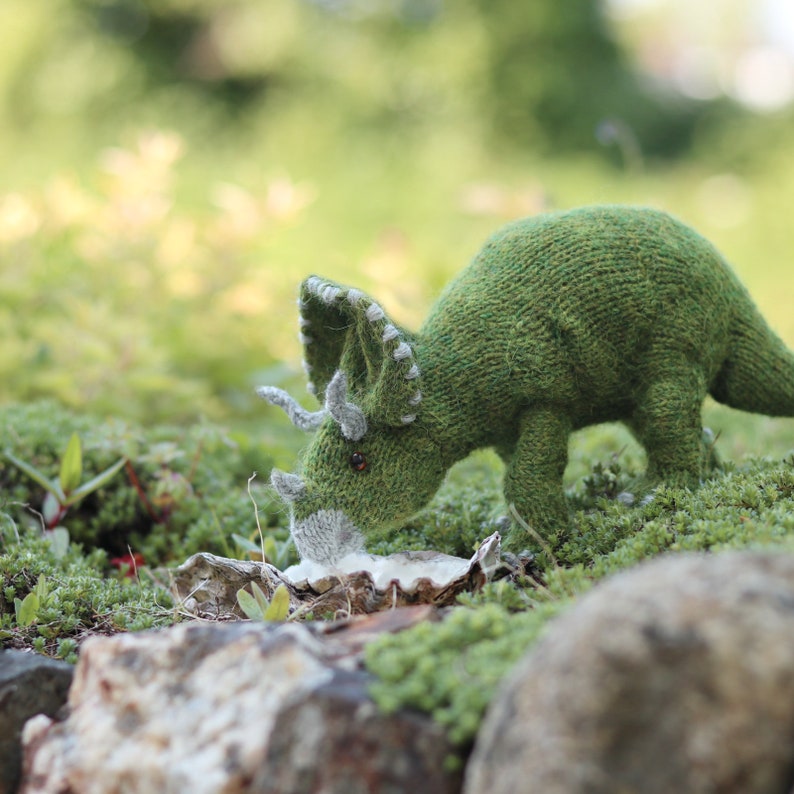 TRICERATOPS Knitting Pattern - Etsy