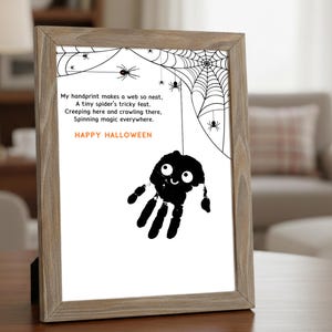 Spider Handprint Craft for Halloween – Halloween Handprint Art ...