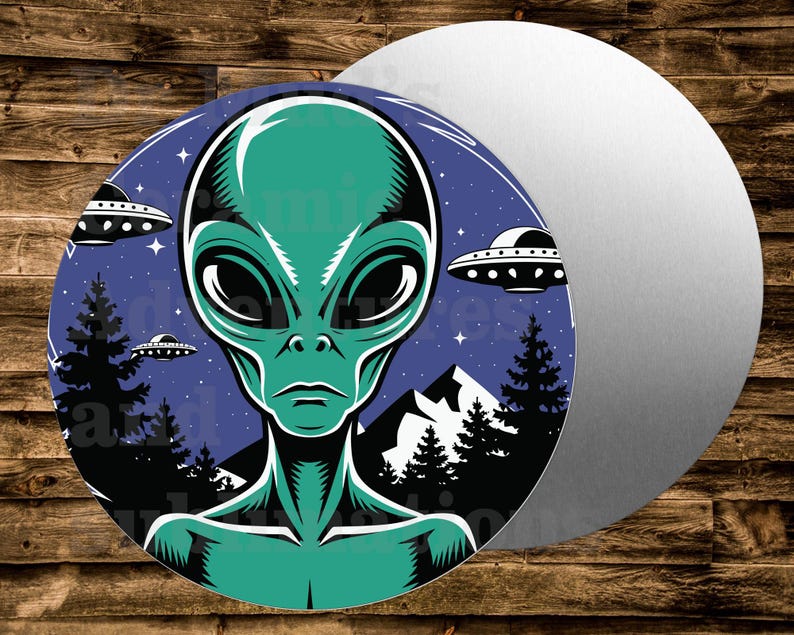 ALIEN in Your Face Round Metal Sign for Wreaths Crafts & Miniatures ...