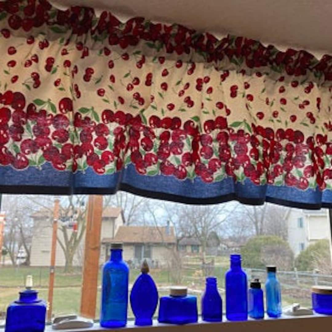 RETRO CHERRIES Valance Vintage Look New Cotton 52 X 13 Retro Kitchen ...