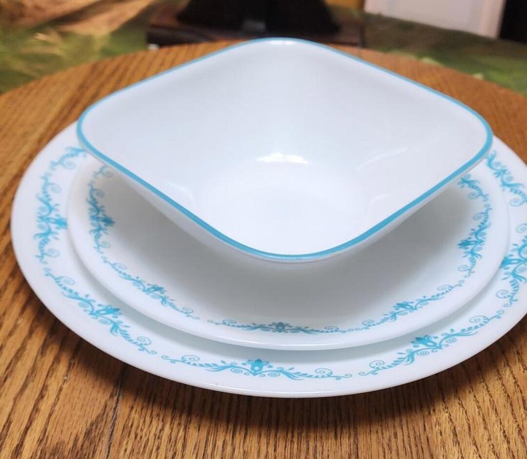 Vtg Corelle Vitrelle Garden Lace Blue Corning Place Setting. - Etsy