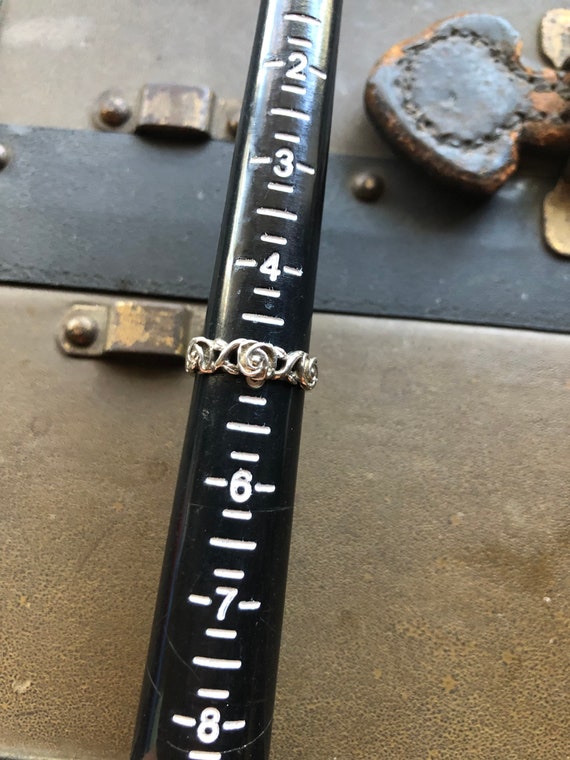 Genuine 925 Sterling Silver Roses Roses Ring In A Siz… - Gem