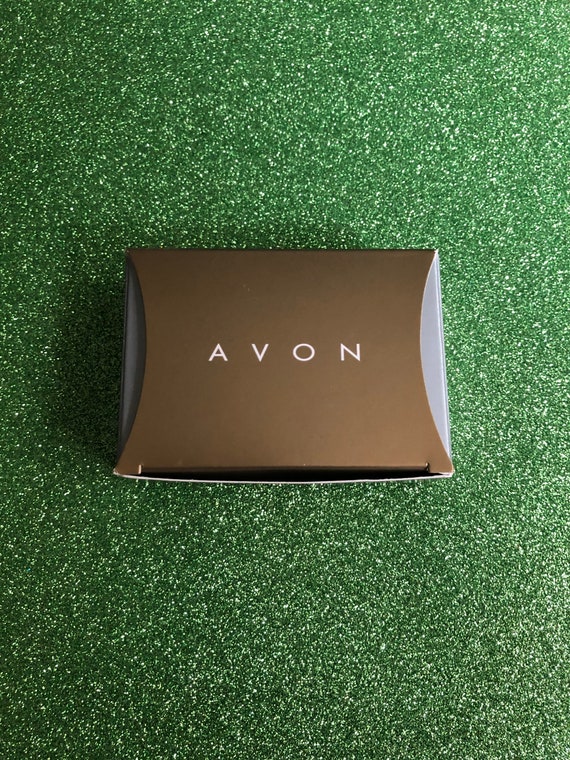 Never Worn Vintage AVON Joy Pin and Holly Earrings Bu… - Gem