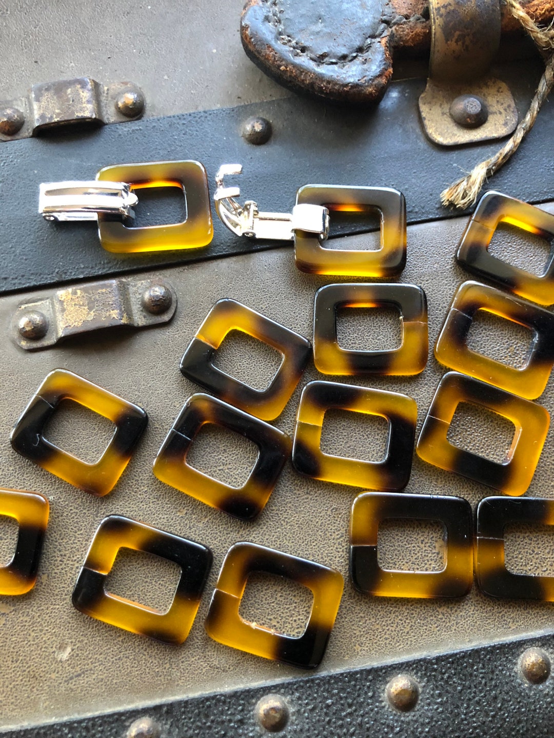14 New Vintage Faux Tortoise Lucite Square Links and Two Faux Tortoise ...