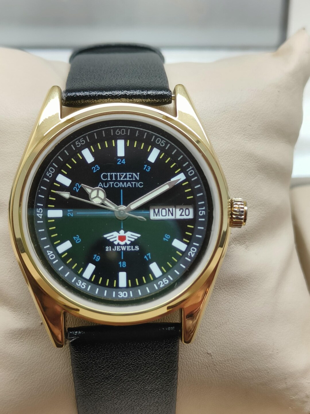 Vintage Citizen Automatic Day-date Watch – Black Dial | Gold-tone Case ...